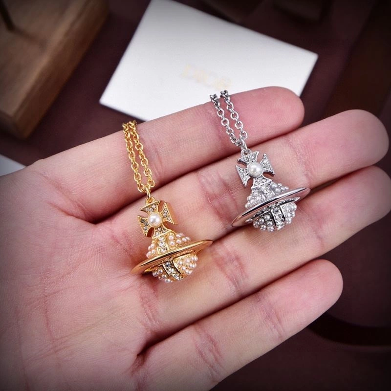 Brand-authenticated Vivienne Westwood Necklaces