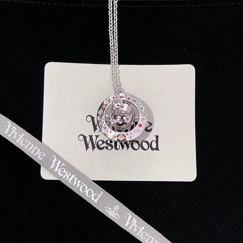 Bargain Vivienne Westwood Necklaces