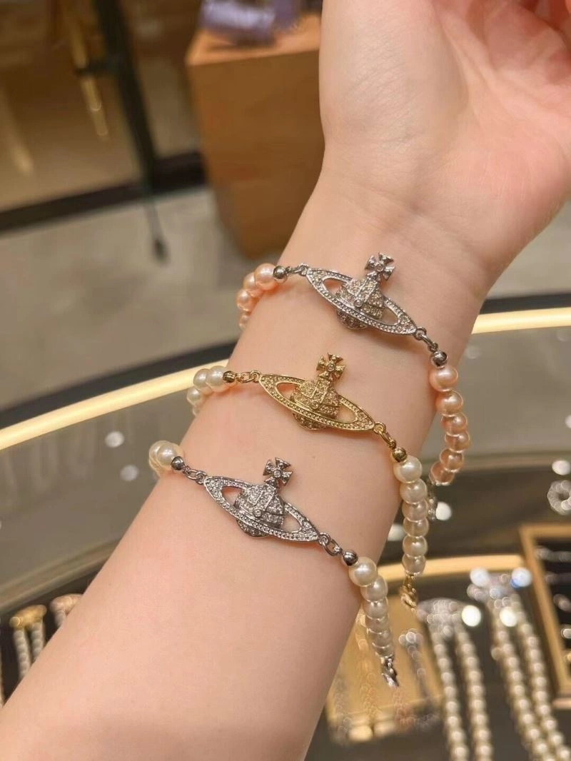 High fidelity Vivienne Westwood Necklaces
