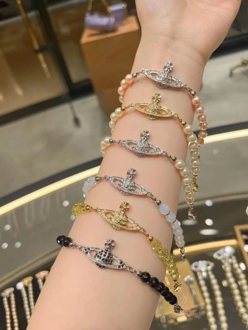 High fidelity Vivienne Westwood Necklaces