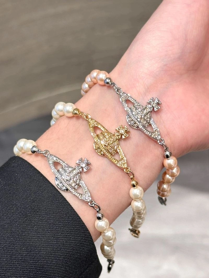 High fidelity Vivienne Westwood Necklaces