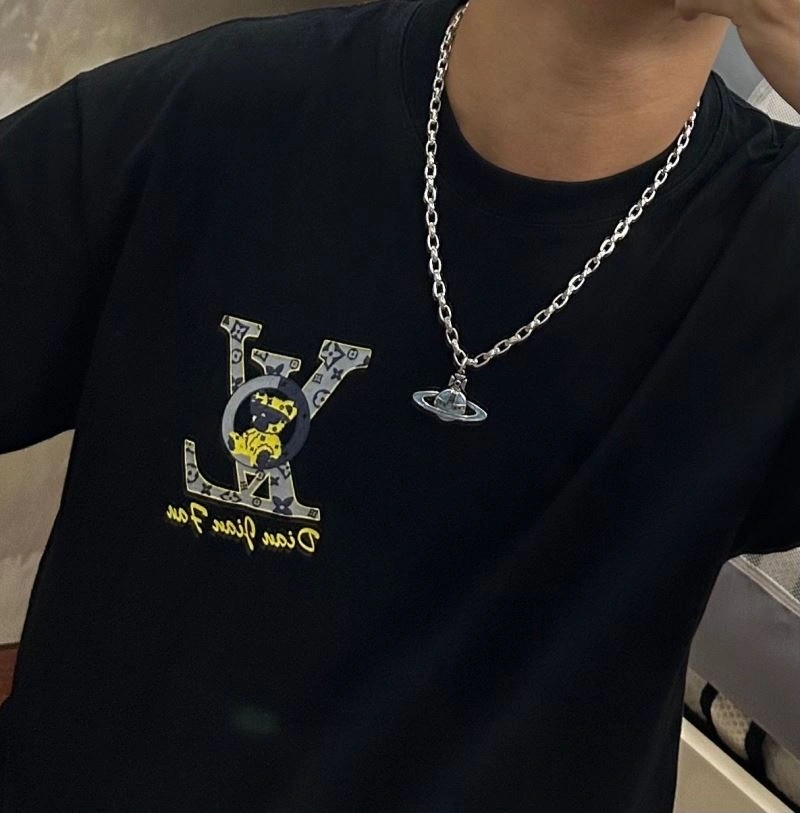 Budget-friendly Vivienne Westwood Necklaces