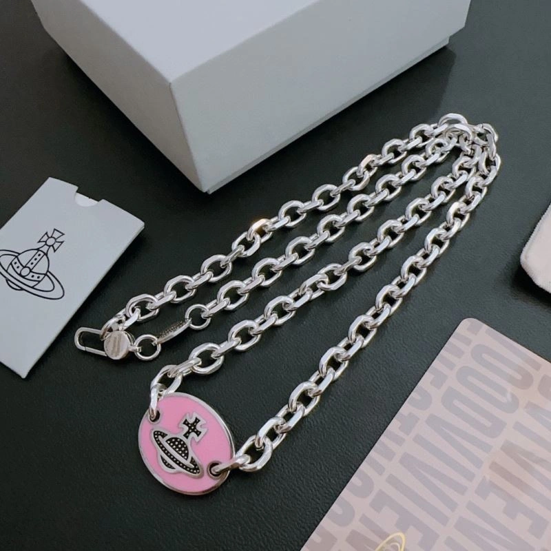 Accurate model Vivienne Westwood Necklaces