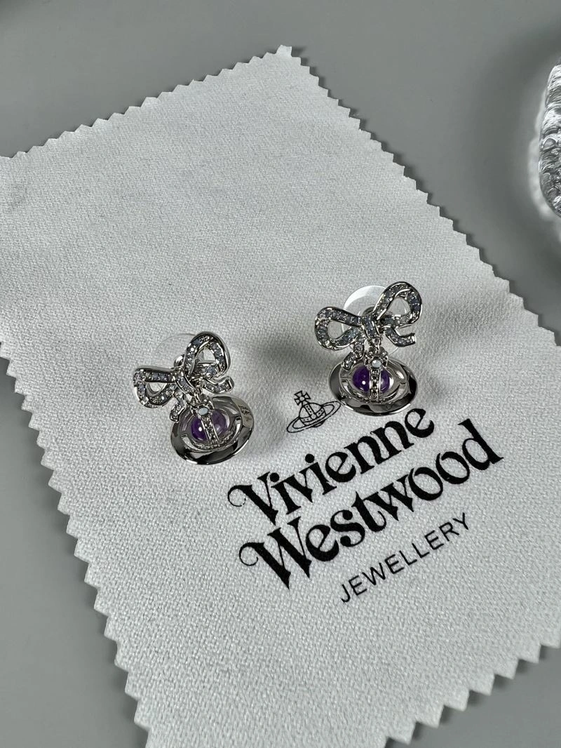 Vivienne Westwood Necklaces