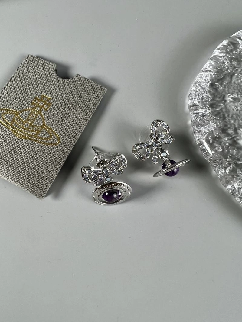 Inexpensive Vivienne Westwood Necklaces