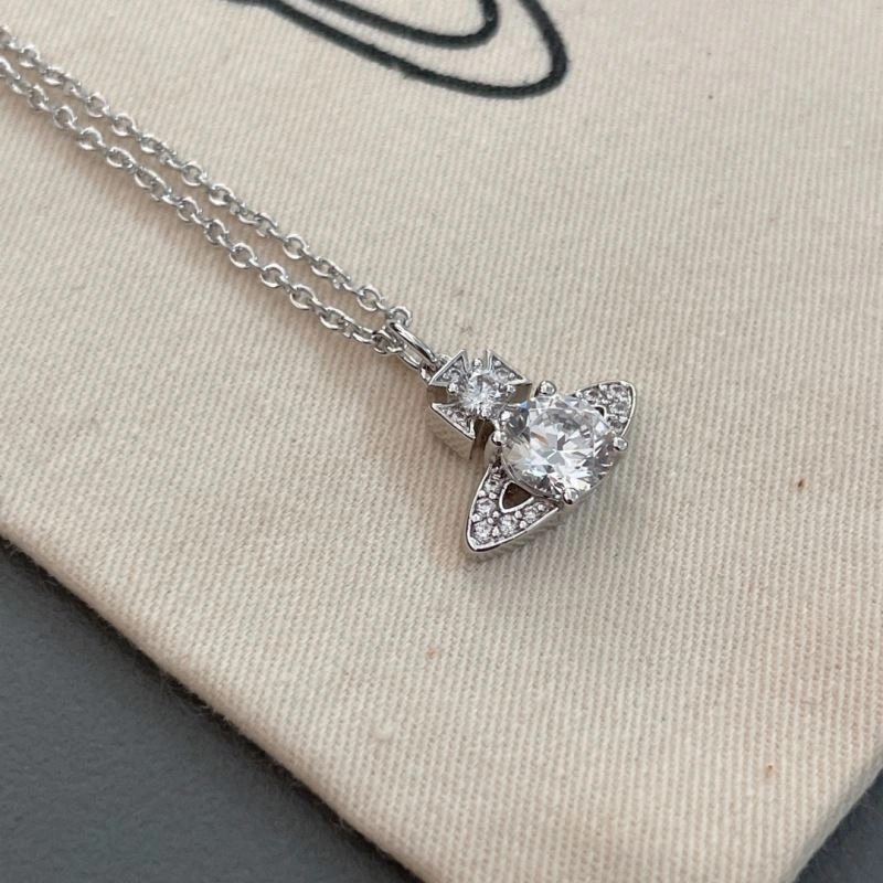 Brand-original Vivienne Westwood Necklaces
