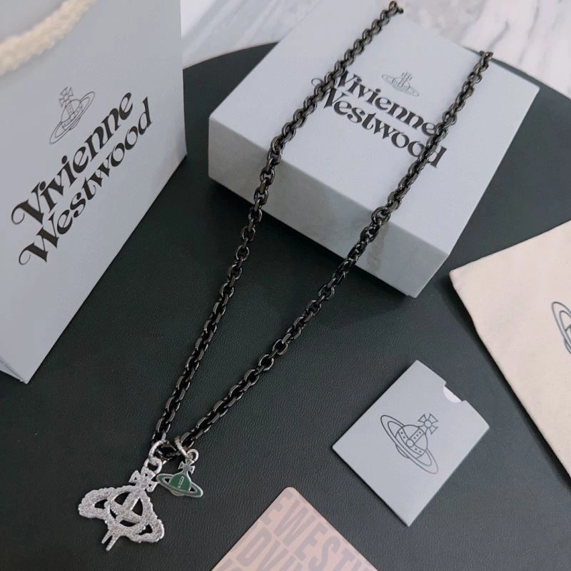 Reasonably priced Vivienne Westwood Necklaces