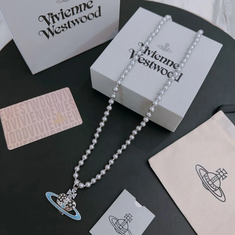 Legit Vivienne Westwood Necklaces