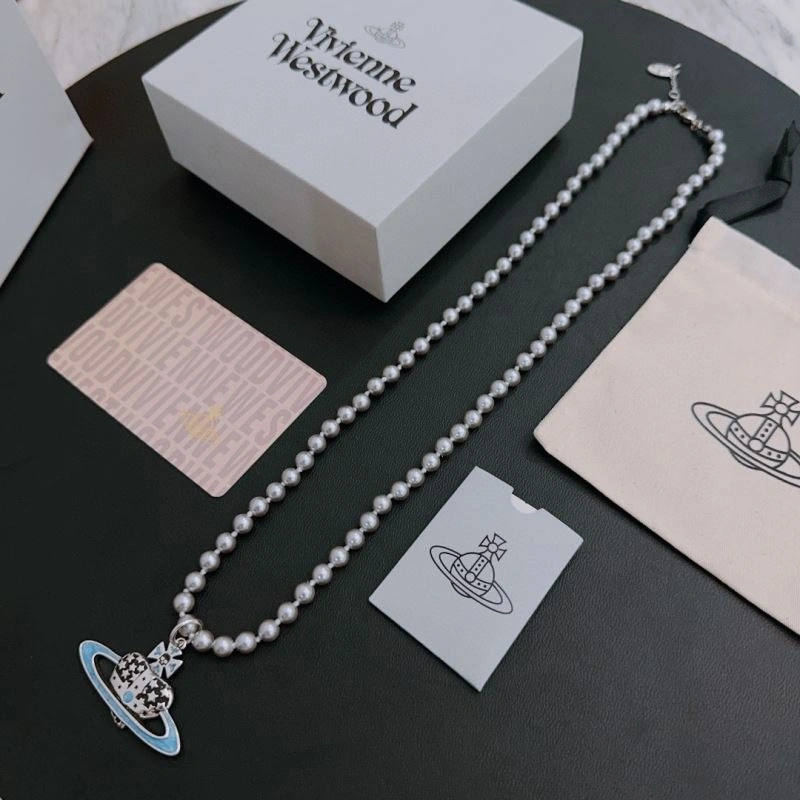 Legit Vivienne Westwood Necklaces