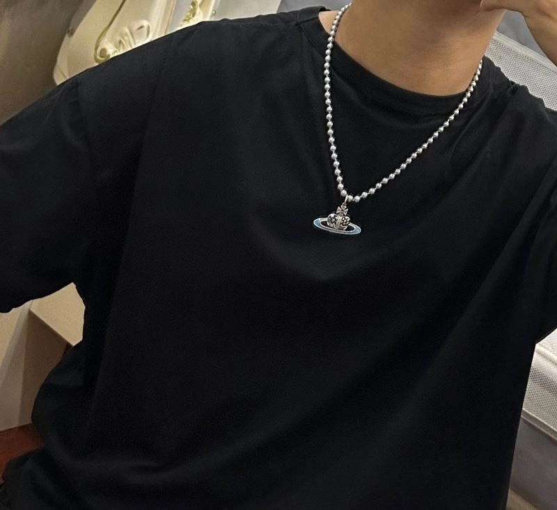 Legit Vivienne Westwood Necklaces
