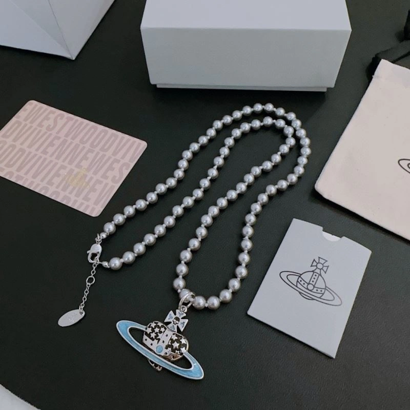 Legit Vivienne Westwood Necklaces