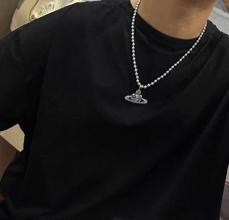 Legit Vivienne Westwood Necklaces