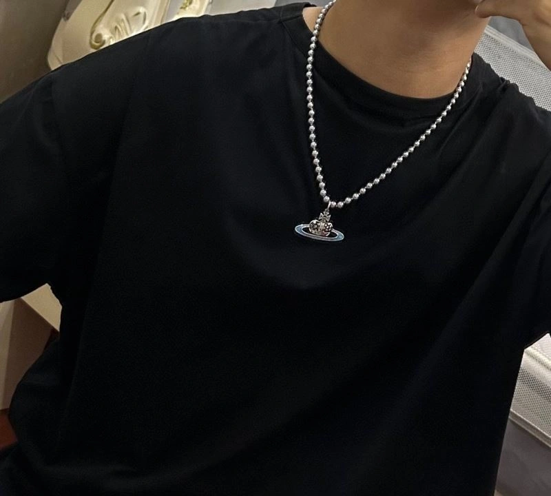 Legit Vivienne Westwood Necklaces