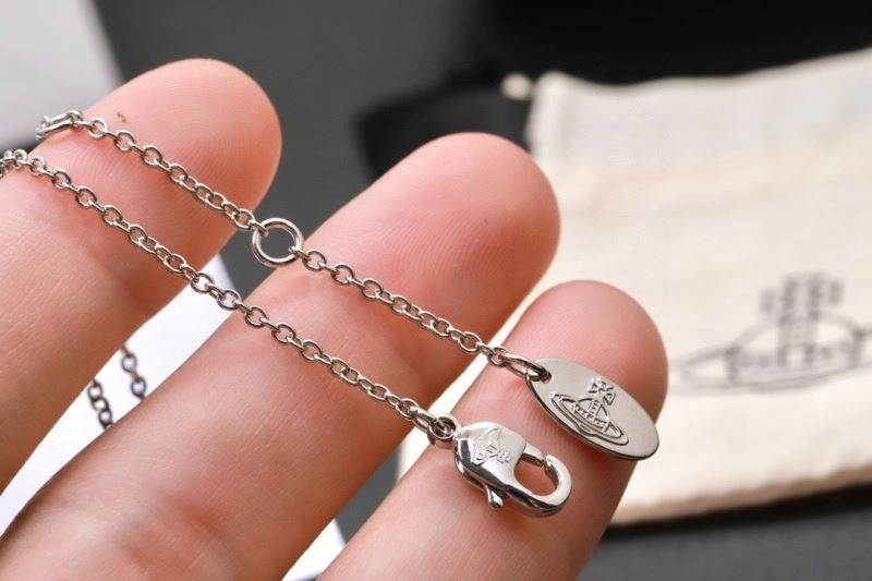 Economical Vivienne Westwood Necklaces
