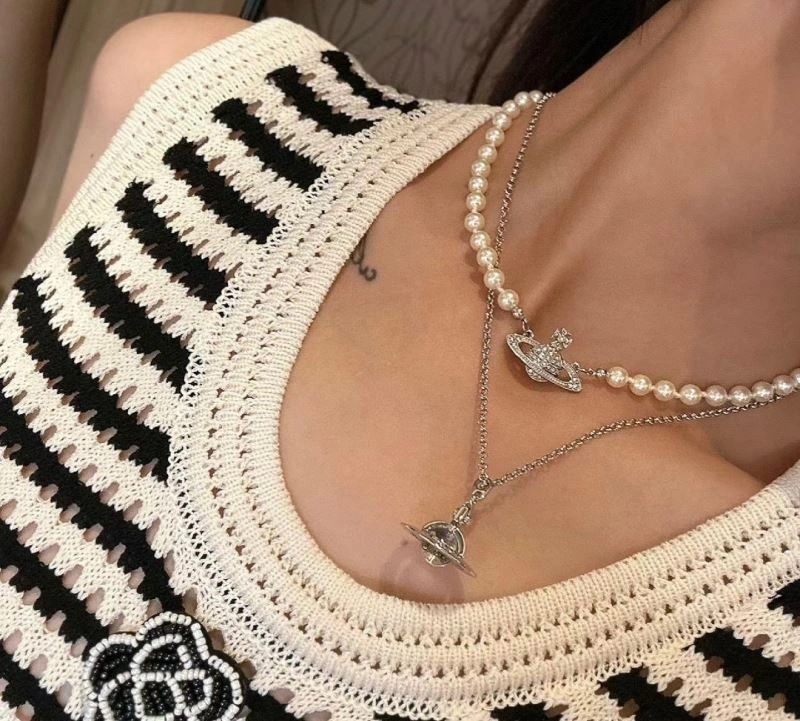 Economical Vivienne Westwood Necklaces