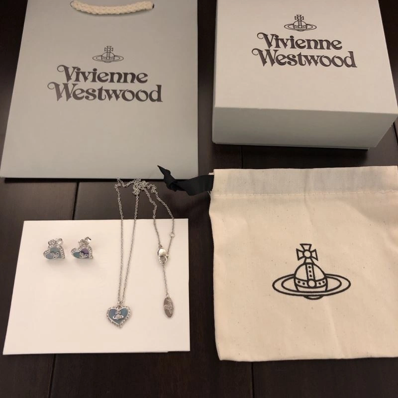 Vivienne Westwood Necklaces