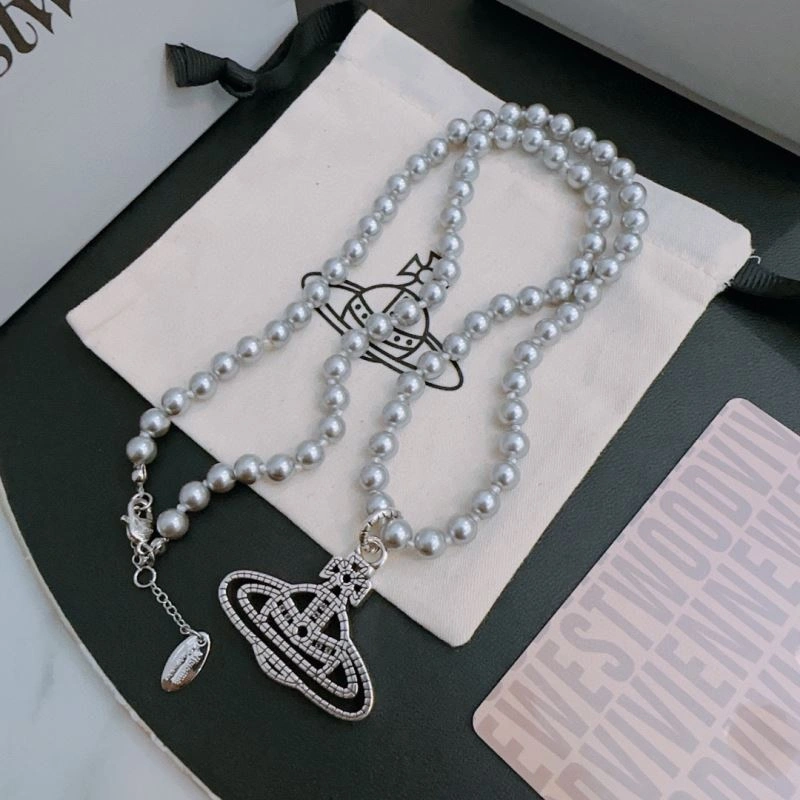 Precise copy Vivienne Westwood Necklaces
