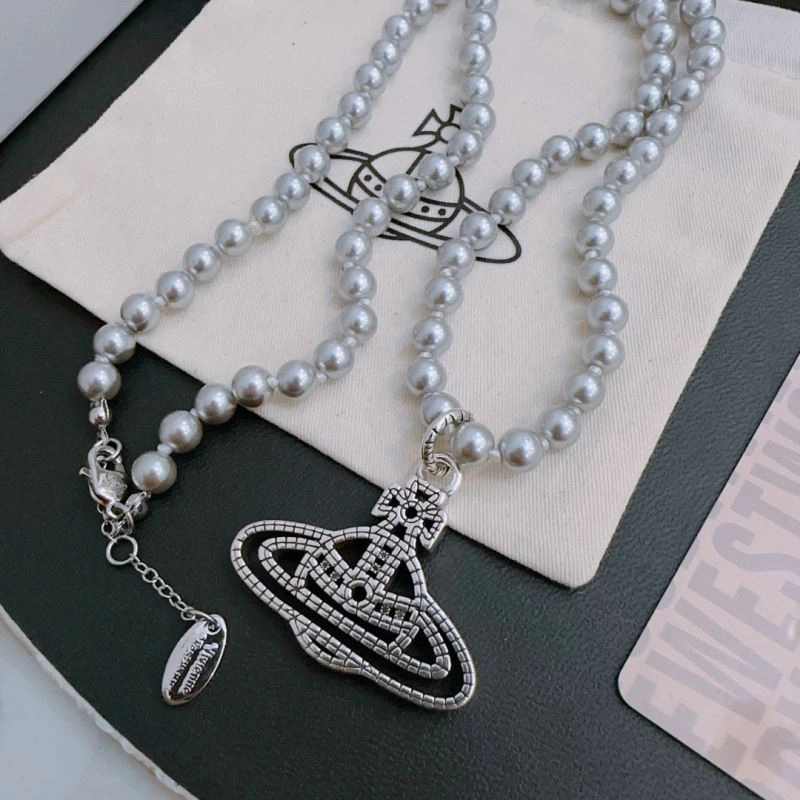 Precise copy Vivienne Westwood Necklaces
