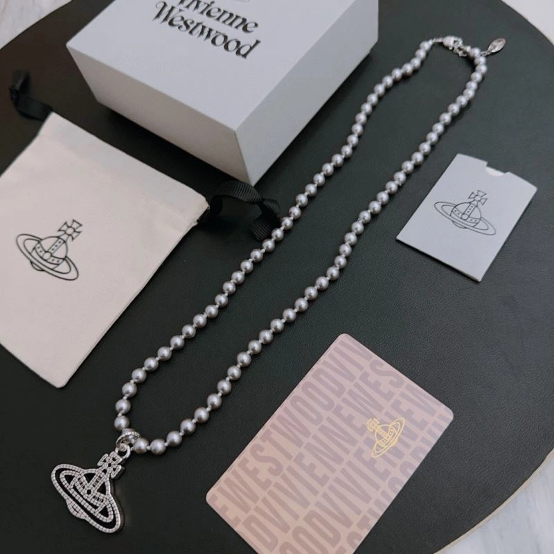Precise copy Vivienne Westwood Necklaces