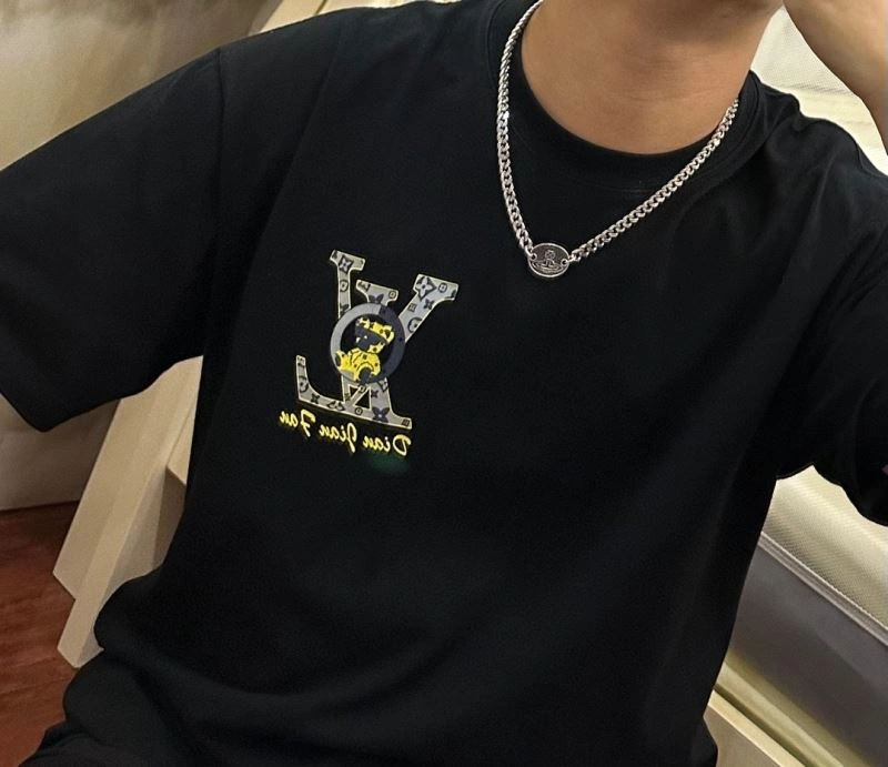 Precise copy Vivienne Westwood Necklaces