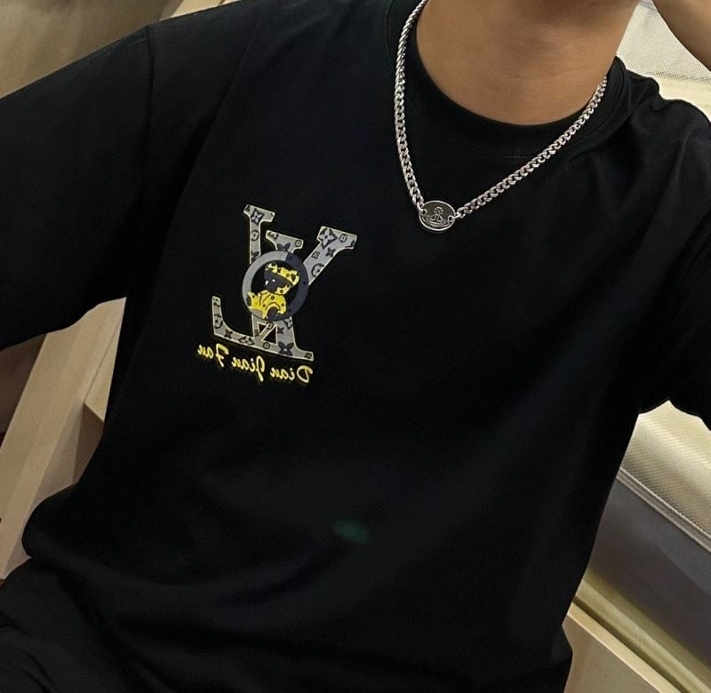 Precise copy Vivienne Westwood Necklaces