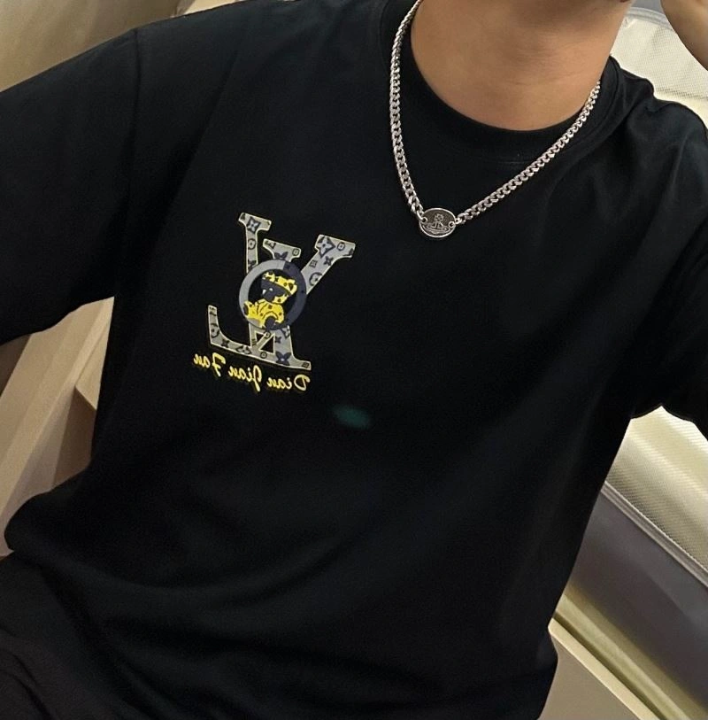 Precise copy Vivienne Westwood Necklaces