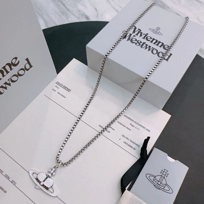 Top mirror Vivienne Westwood Necklaces