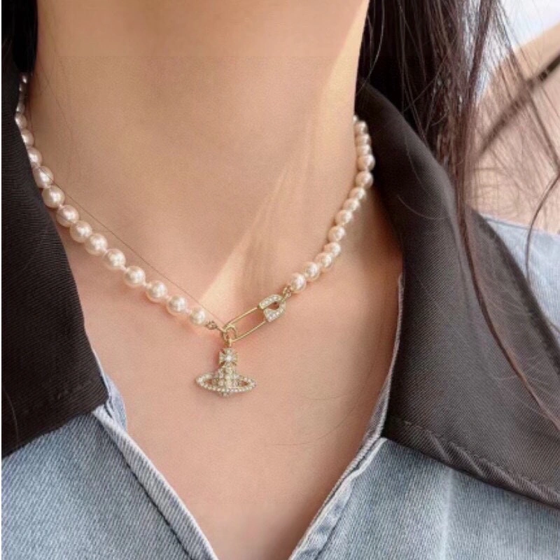 Top mirror Vivienne Westwood Necklaces