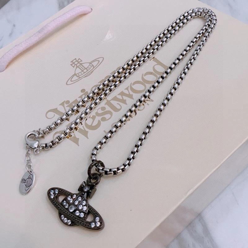 Reasonably priced Vivienne Westwood Necklaces
