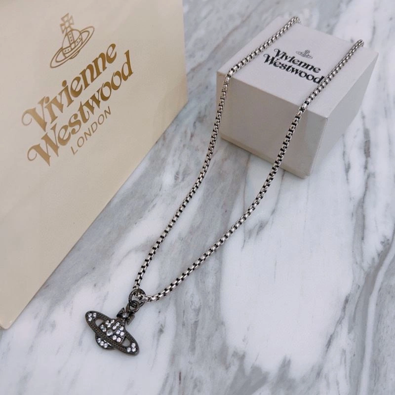 Reasonably priced Vivienne Westwood Necklaces