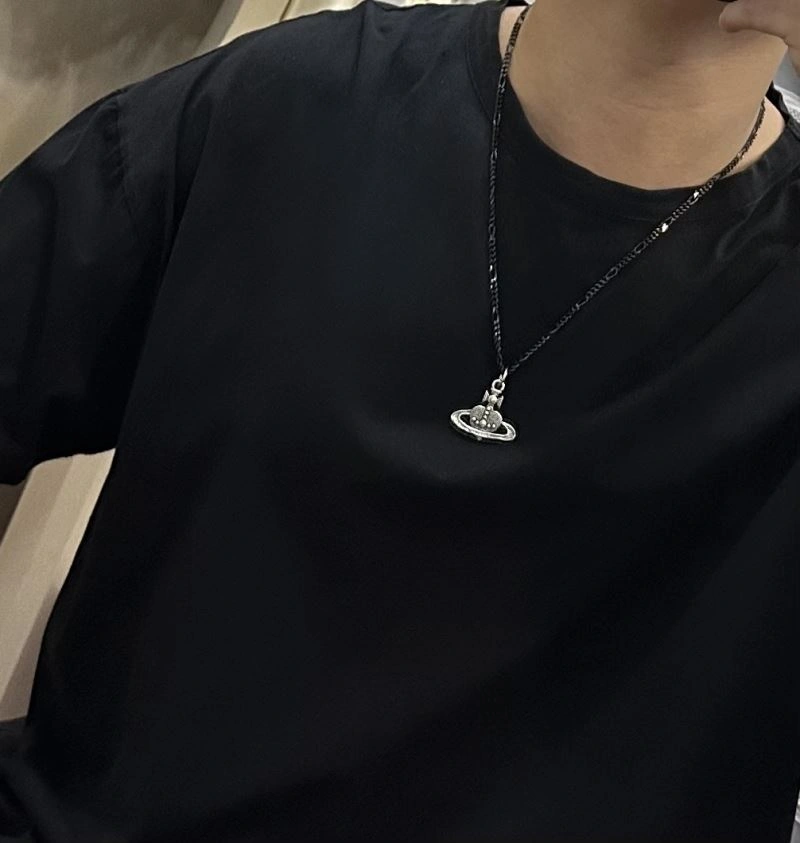 Legit Vivienne Westwood Necklaces