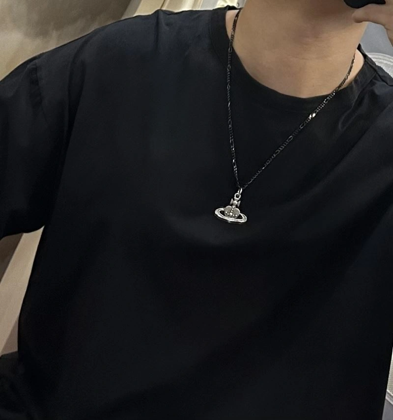 Legit Vivienne Westwood Necklaces
