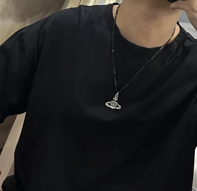 Legit Vivienne Westwood Necklaces