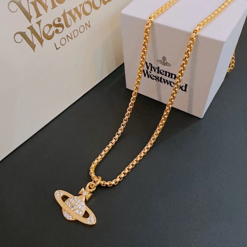 Bargain Vivienne Westwood Necklaces