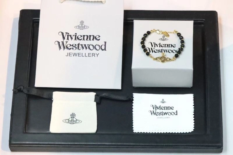 Brand-authenticated Vivienne Westwood Necklaces