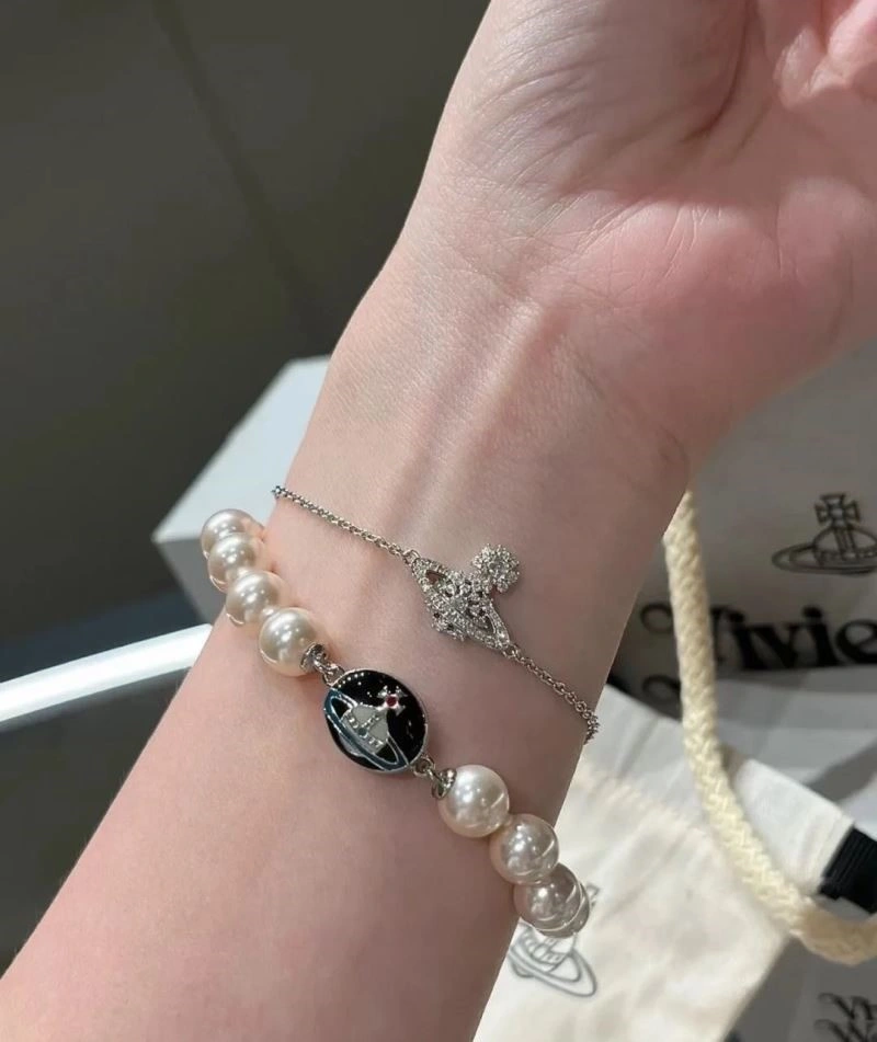 Vivienne Westwood Necklaces