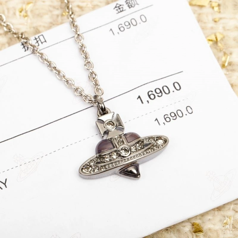 High fidelity Vivienne Westwood Necklaces