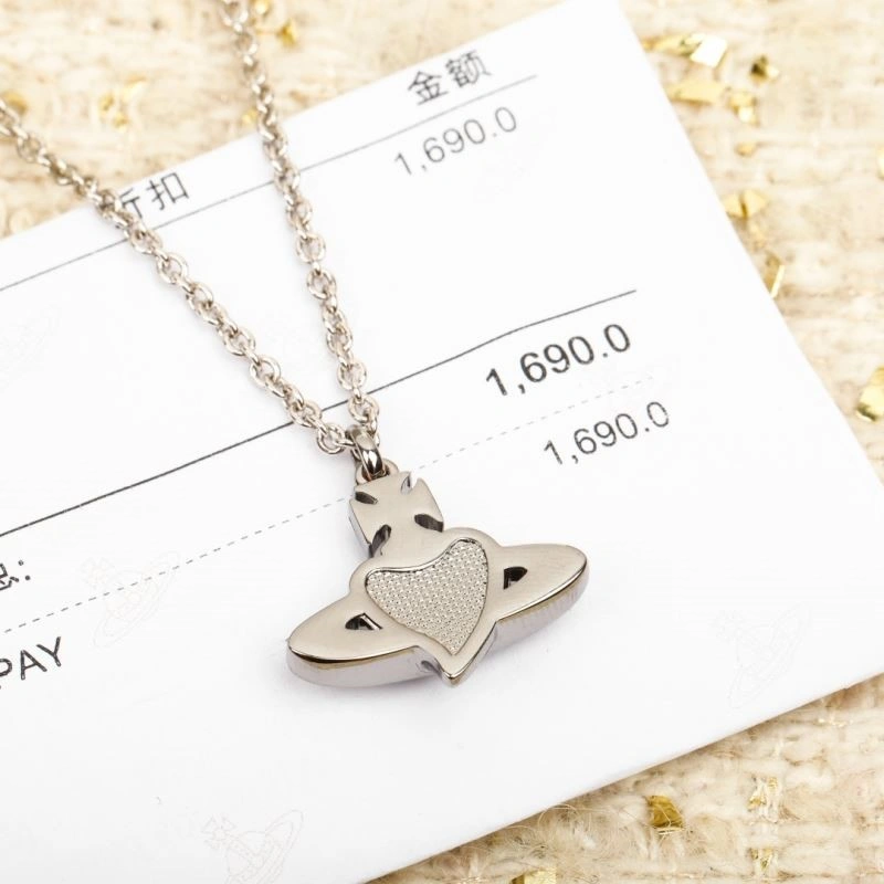 High fidelity Vivienne Westwood Necklaces