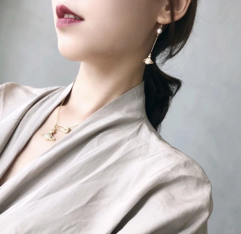 Vivienne Westwood Necklaces