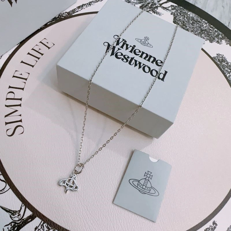 High fidelity Vivienne Westwood Necklaces