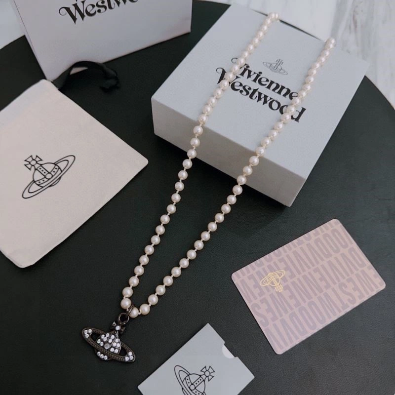 High fidelity Vivienne Westwood Necklaces