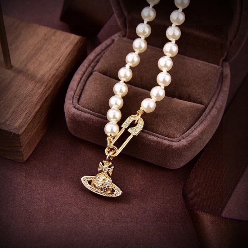 Brand-authenticated Vivienne Westwood Necklaces