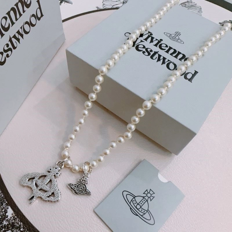 Brand-authenticated Vivienne Westwood Necklaces