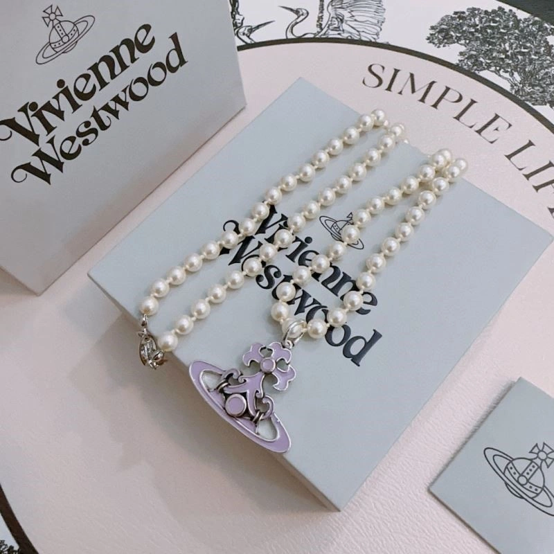 Legit Vivienne Westwood Necklaces
