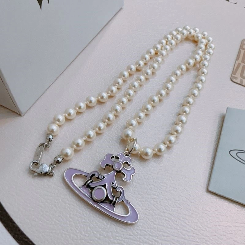 Legit Vivienne Westwood Necklaces