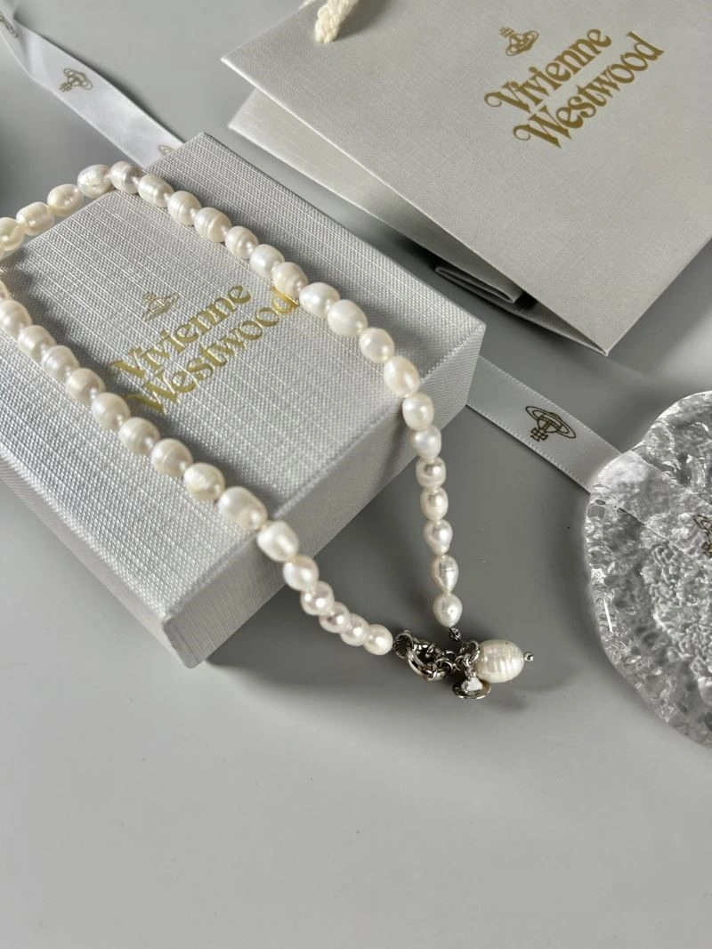 Top mirror Vivienne Westwood Necklaces