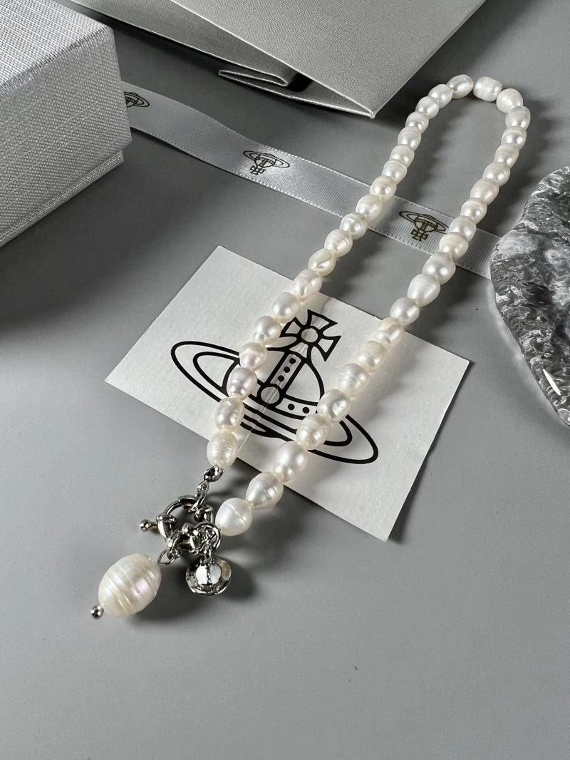 Top mirror Vivienne Westwood Necklaces