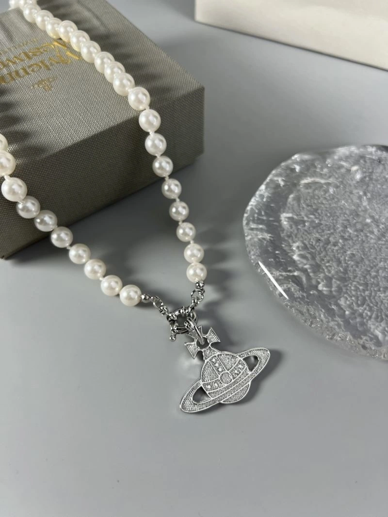 Top mirror Vivienne Westwood Necklaces