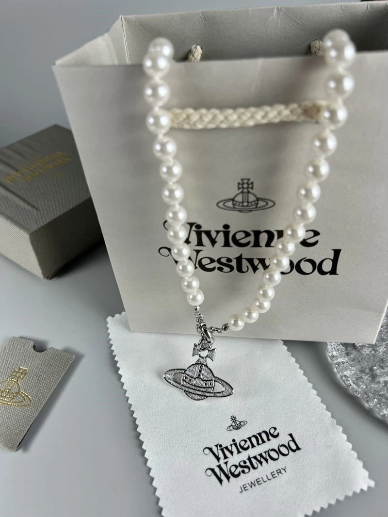 Top mirror Vivienne Westwood Necklaces