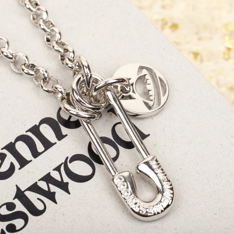 Bargain Vivienne Westwood Necklaces